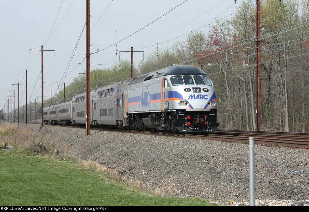MARC train 612(20) at Bengies, MD